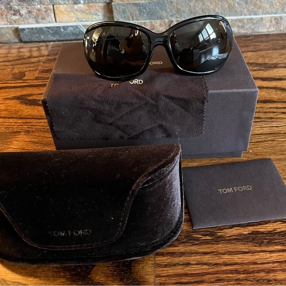 Tom Ford Accessories Tom Ford Jennifer Sunglasses Poshmark